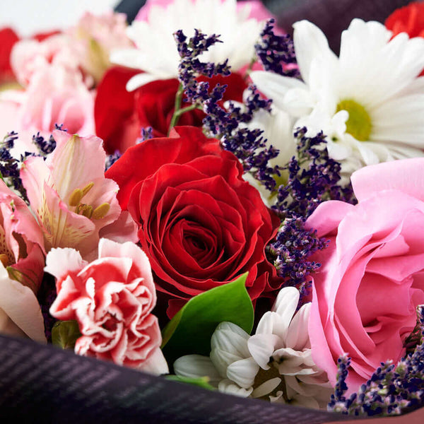 Floral Gifts | Valentine's Day Seasonal Bouquet & Box - Connecticut ...